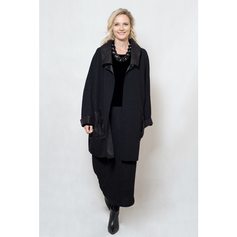 Bianco Levrin Roza Velvet Jacket with Taffeta Trim